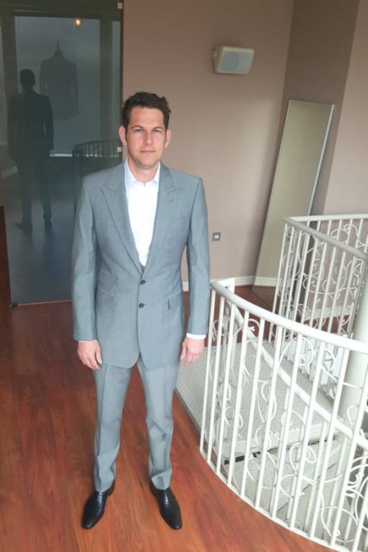 How Should A Suit Fit Advice From The Experts How Should A Suit Fit Advice From The Experts